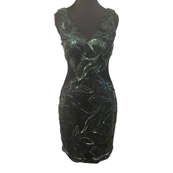 Charlotte Russe | Dresses | Charlotte Russe Emerald Sequin Bodycon Mini ...